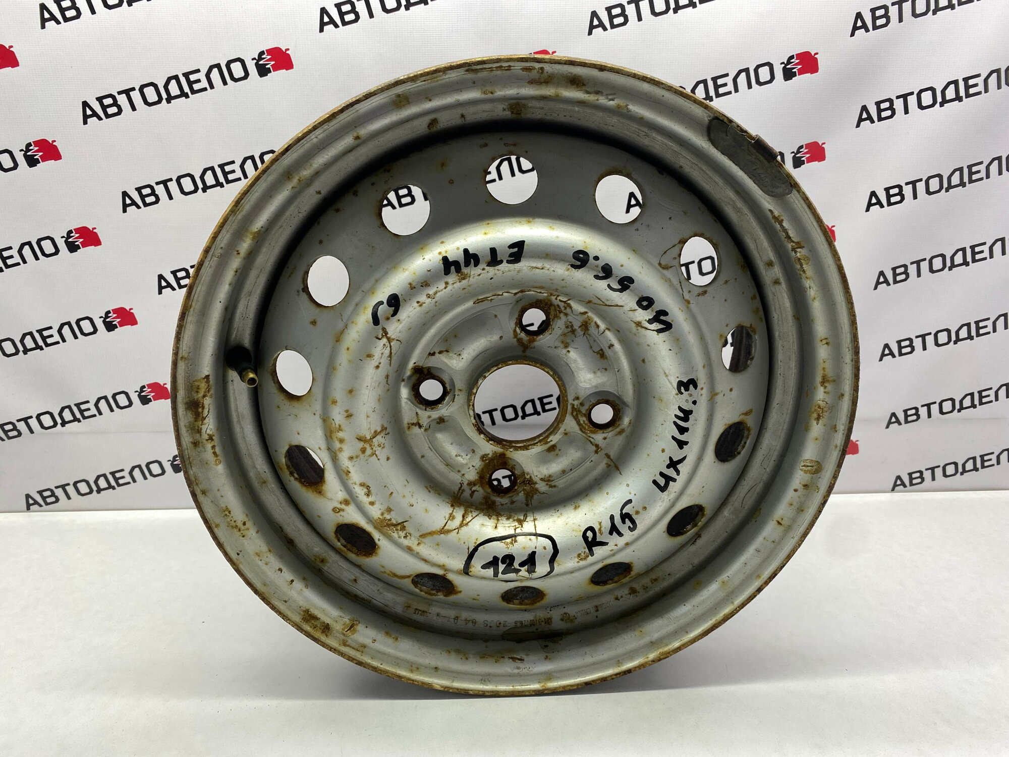 Диск штампованный R15 4x114.3 ЕТ 44. J6 ЦО 56.6
