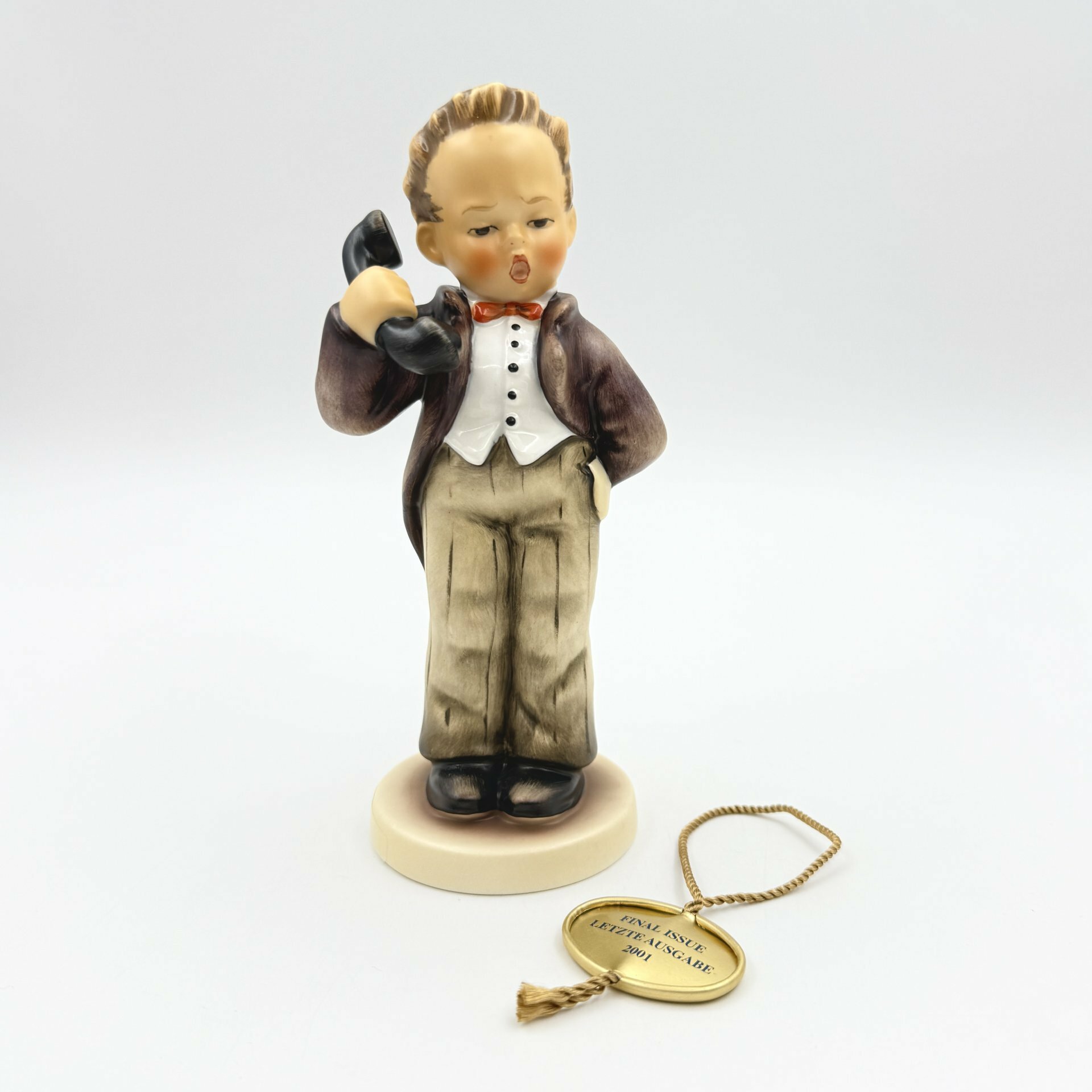 Статуэтка "Секретарь" ("Chef Hello"), фарфор, роспись, Goebel Hummel, Goebel Hummel, Германия, 2001 г.