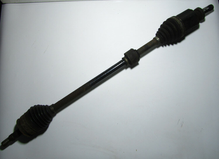Привод правый с АКПП 13386324 39069604 39069634 Chevrolet Cruze Opel Astra F16D4 F18D4 1,6-1,8л