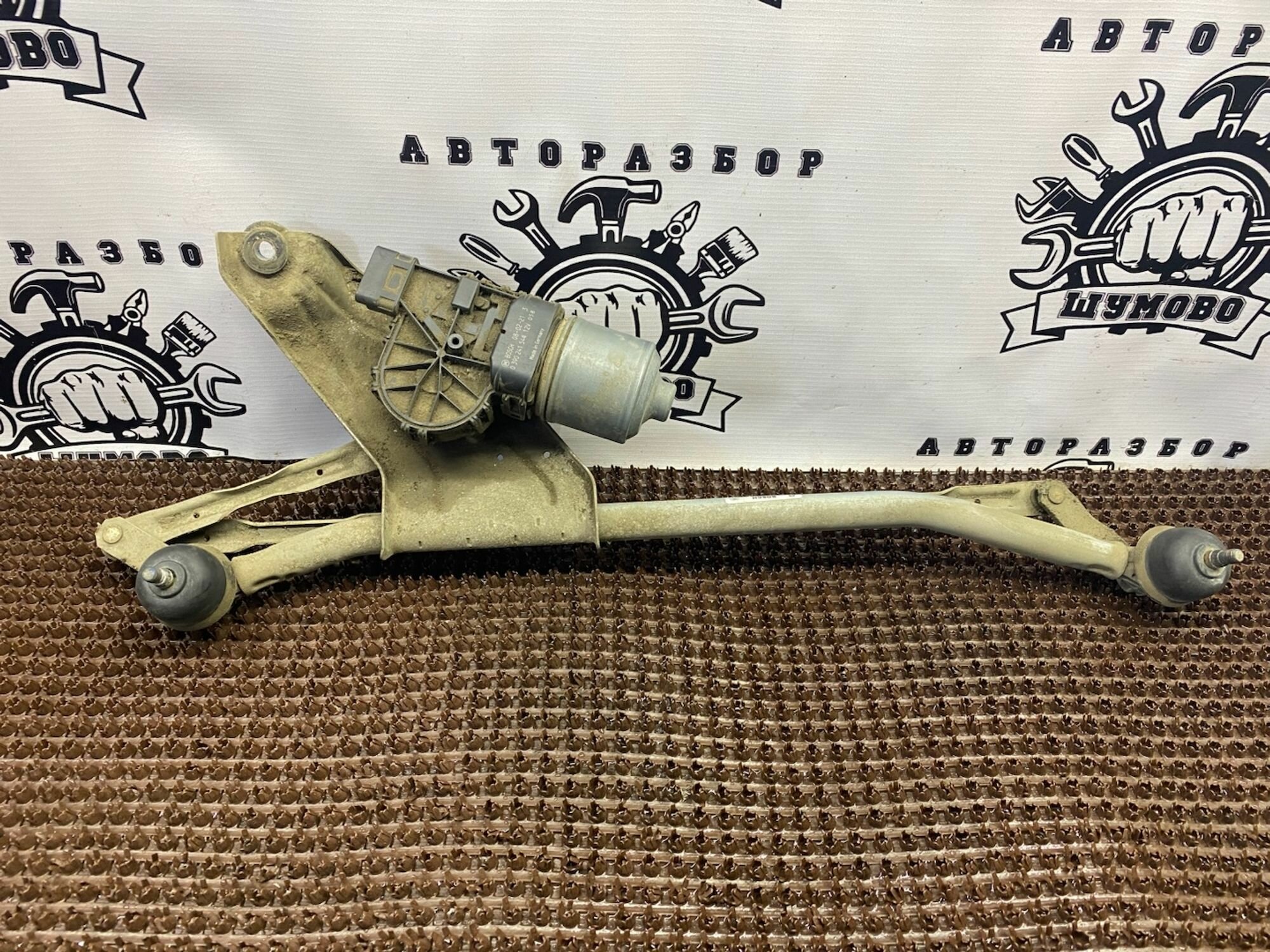 Моторчик стеклоочистителя передний Renault Loga. с пробегом