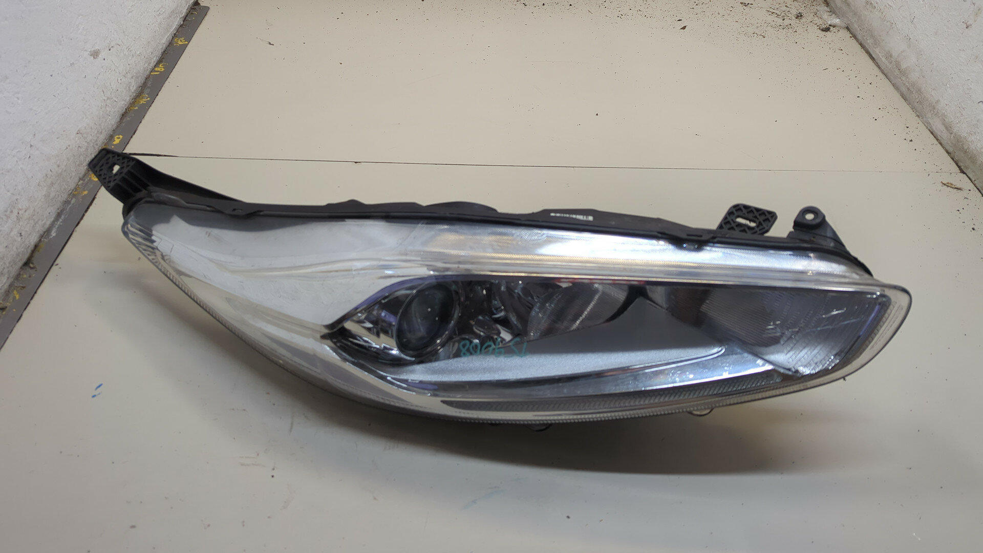 Фара (передняя) правая Ford Fiesta Б/У