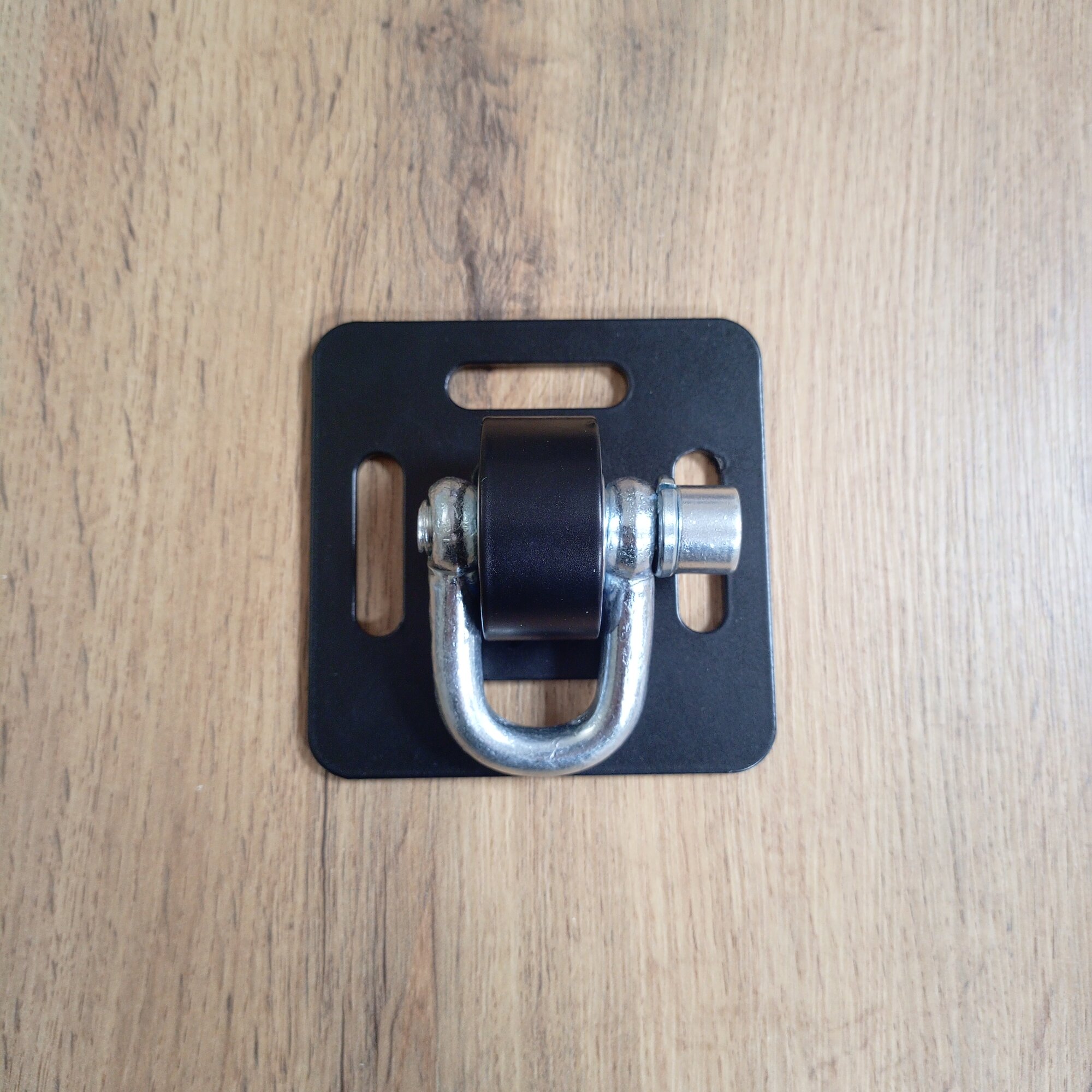 Подвес для качелей, на подшипниках, широкое основание, с такелажной скобой