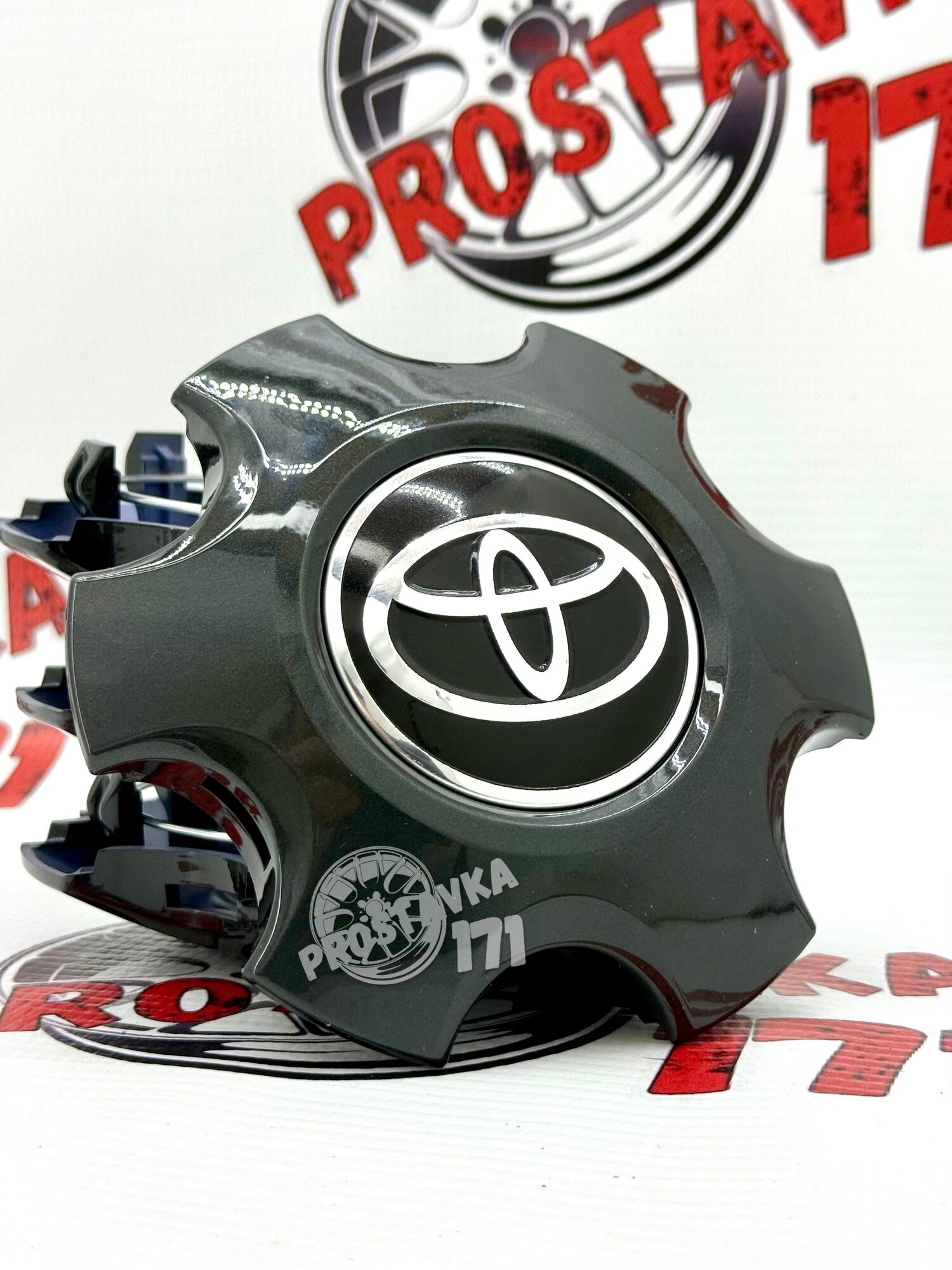 1шт Toyota Hilux 2020-2024 136/110/24 (GR) TY-8002 колпачки заглушки