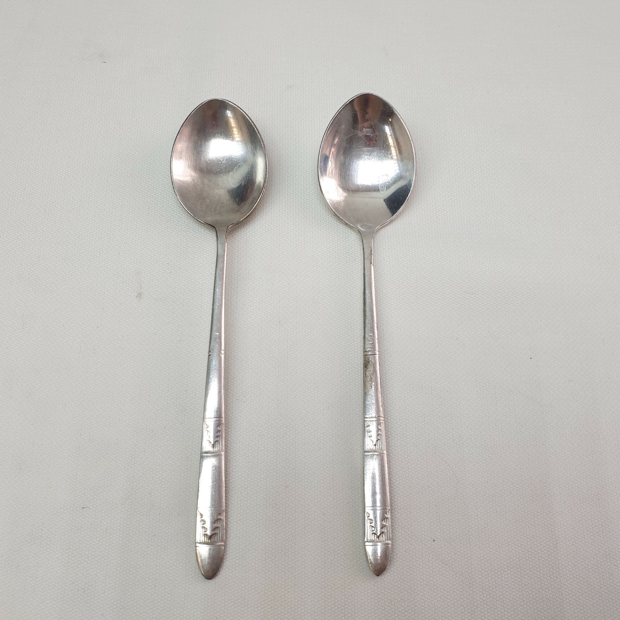 Набор из 2 винтажных чайных ложек, Елочка, мельхиор. СССР