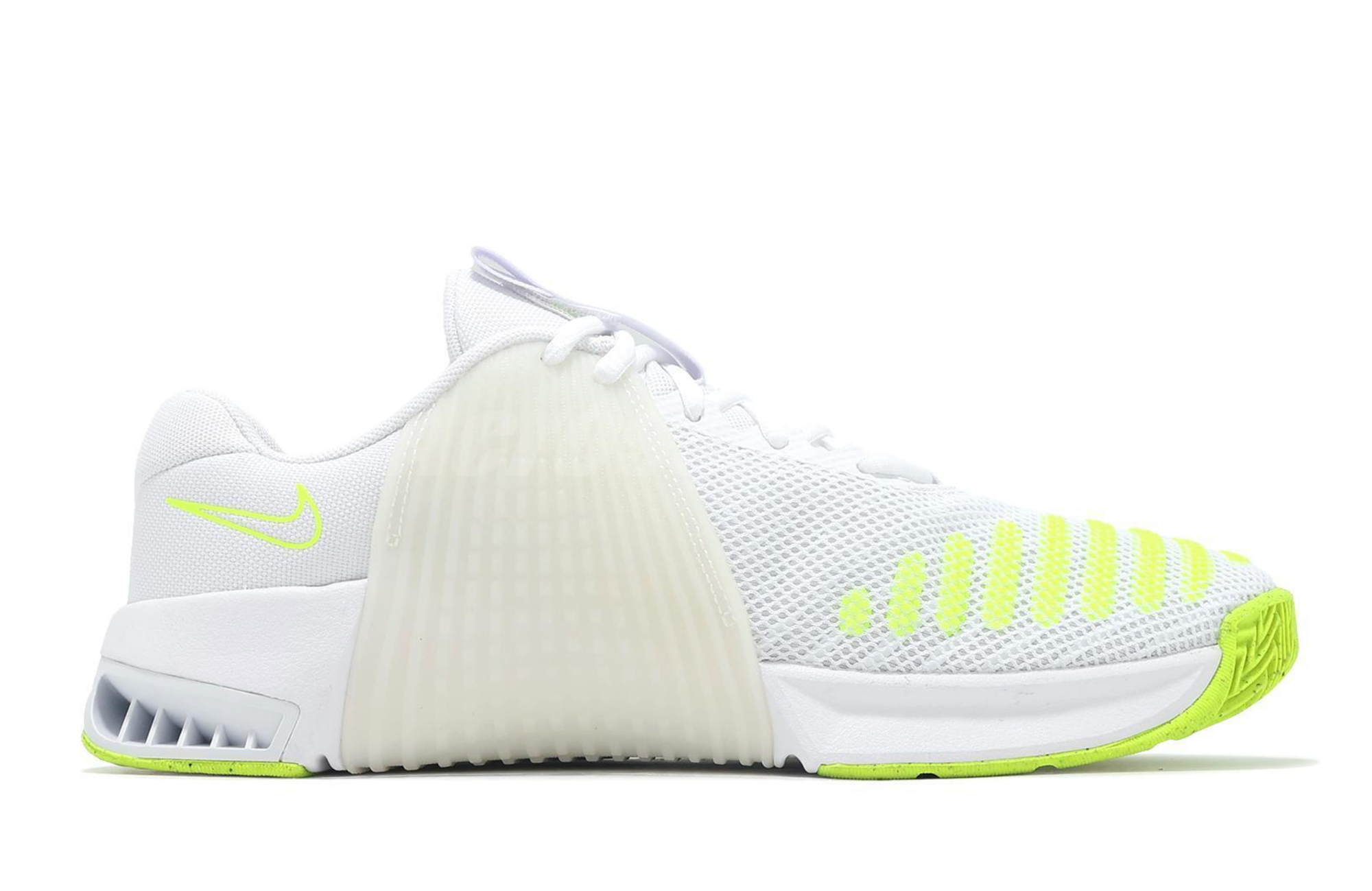 Кроссовки NIKE Metcon 9, размер 10.5 US / 9.5 UK / 44.5 EUR / 28.5 CM, белый — фото 1