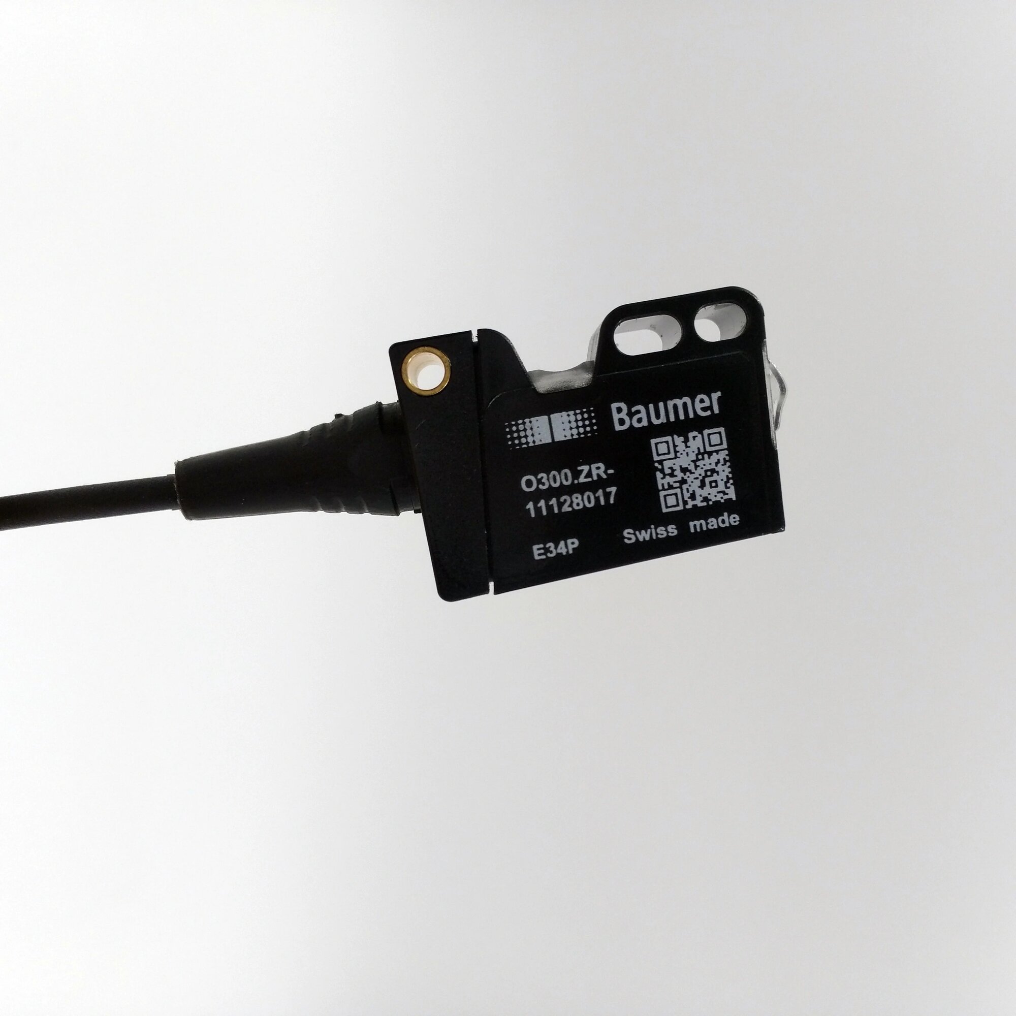 Интеллектуальный фотоэлектрический барьерный датчик O300. ZR-11128017