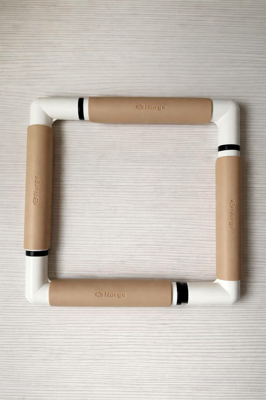 Ку-снапы пяльцы-рамка с клипсами Nurge 21х21см. 270-1/бежевые