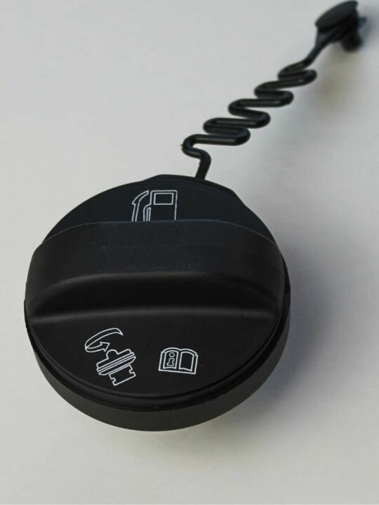 Крышка топливного бензобака Шевроле Лачетти Авео Эпика Спарк Реззо Нубира, Дэу Матиз Джентра аналог