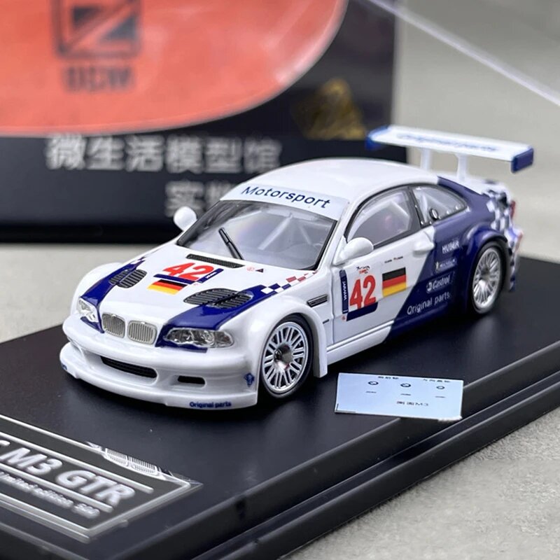 Maisto BMW M3 GTR E46 1:64, цвет 42