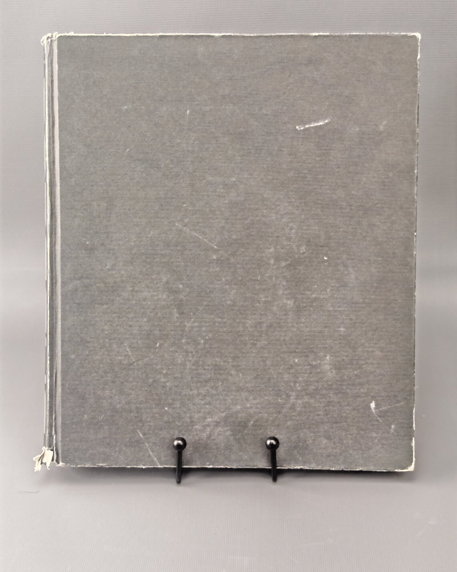 Книга "Porsche", автор Шлегельмильх Р. В, фон Остеррот Й, Лехбринк Х, 2013 г, 448 стр.