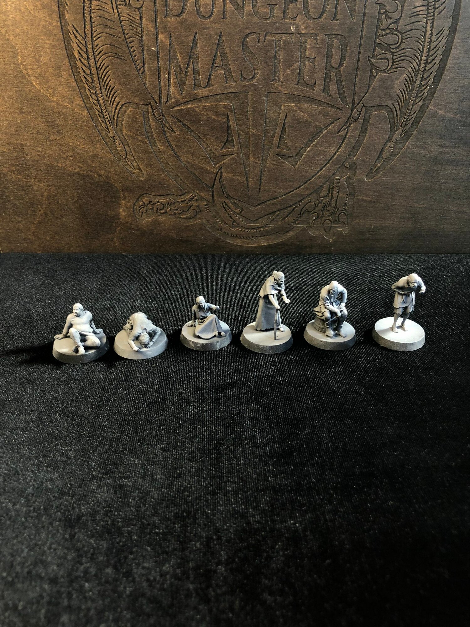 Набор жителей, нищих - Миниатюры для настольных игр DnD, ДнД, Dungeons & Dragons, Pathfinder.