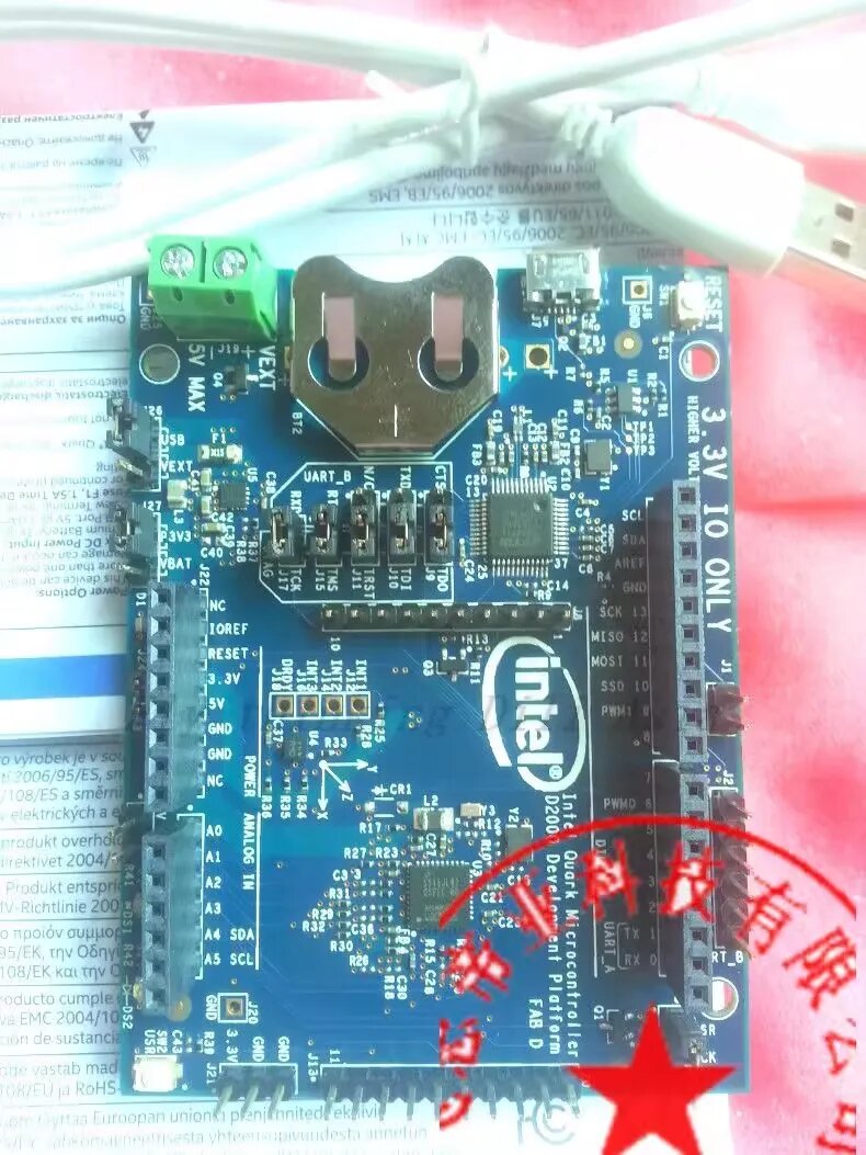 Intel x86 Quark D2000 плата разработчика