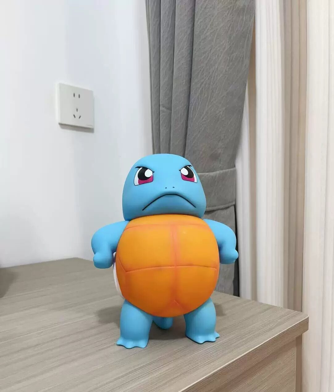Фигурка Genie Turtle средний размер 22 см с магическим шаром в цветной упаковке