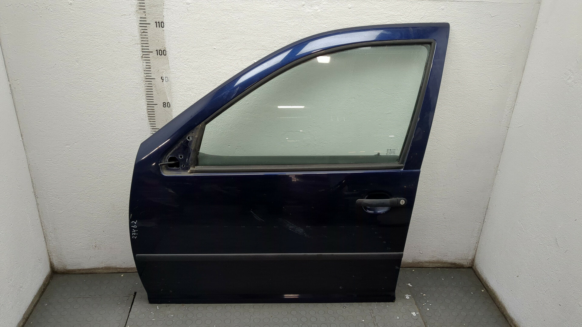 Дверь боковая (легковая) левая передняя Volkswagen Golf 4 Б/У