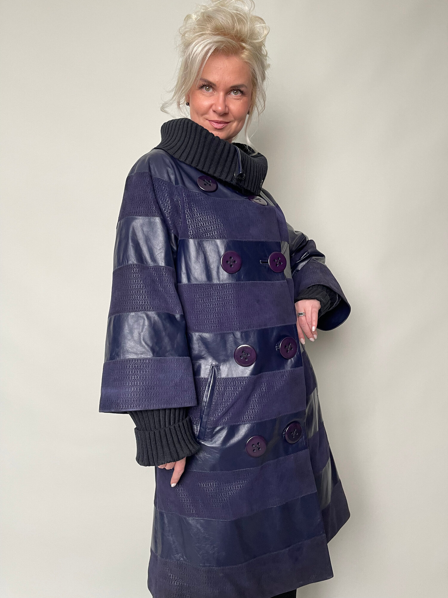 Плащ женский тм маритал натуральная кожа, цв.темно-синий дл.105 см р.48-50 /12649/