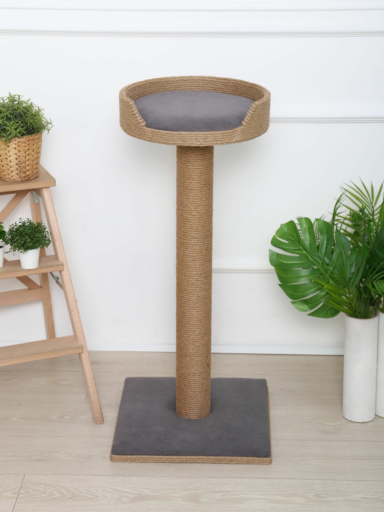 Когтеточка для кошек IvPet Столбик с лежанкой 93*40*36, Джут, микровелюр, IvPetRoom