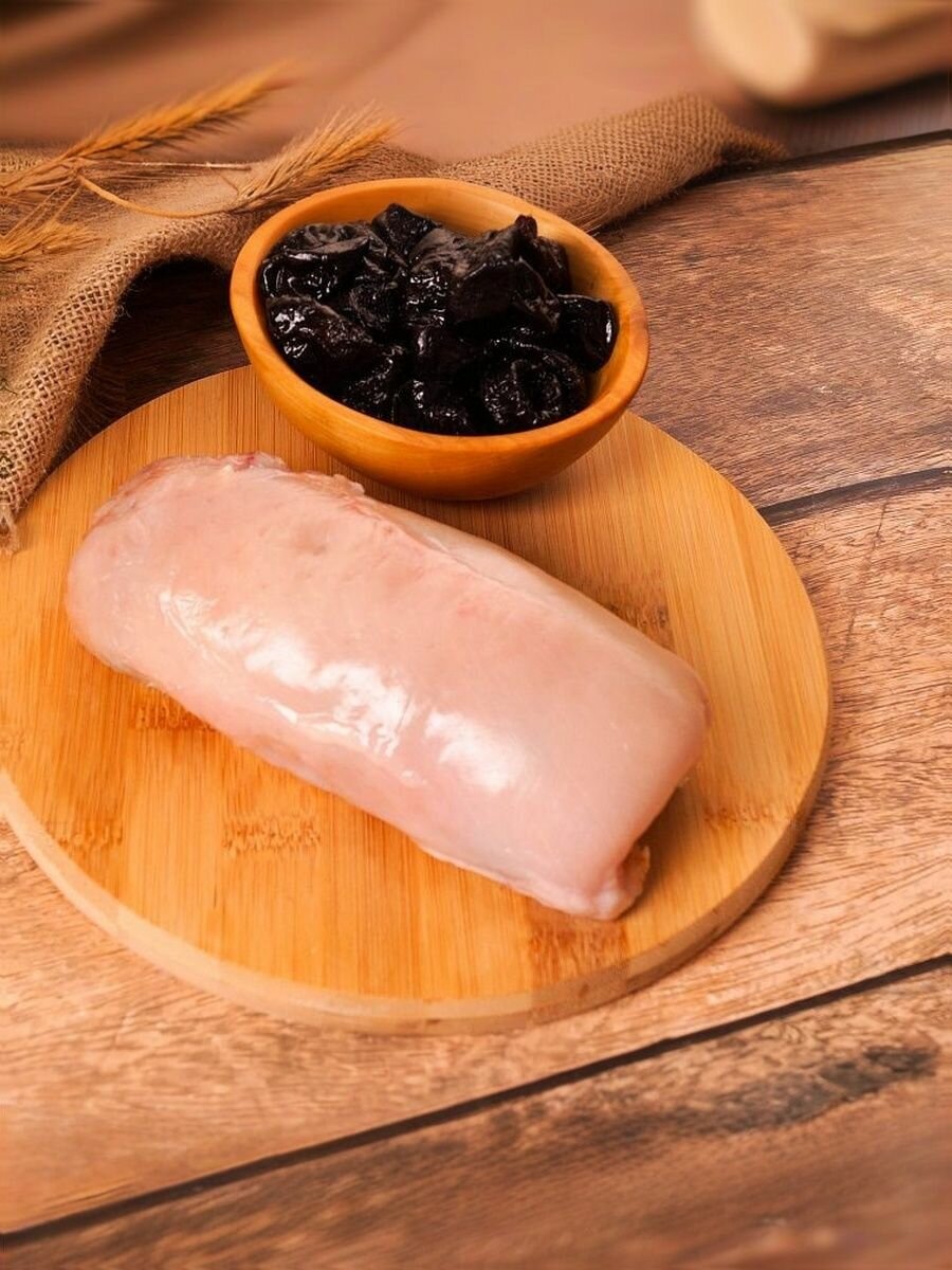 Куриный рулет с черносливом и грецкими орехами 2 шт, 720 гр, Ферма Евгения Рошаля