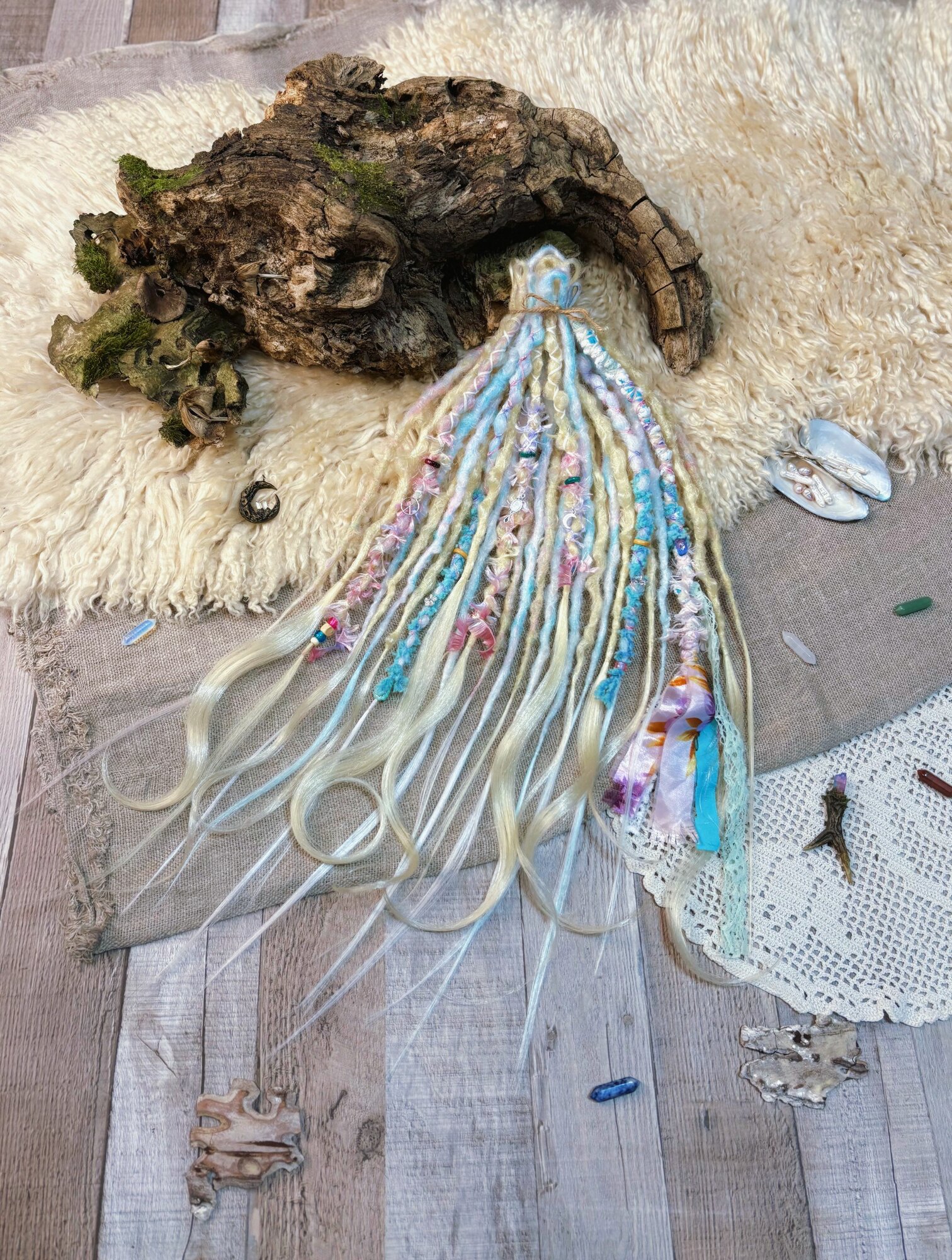 Де и се дреды из канекалона "Doll's hair", ручная работа