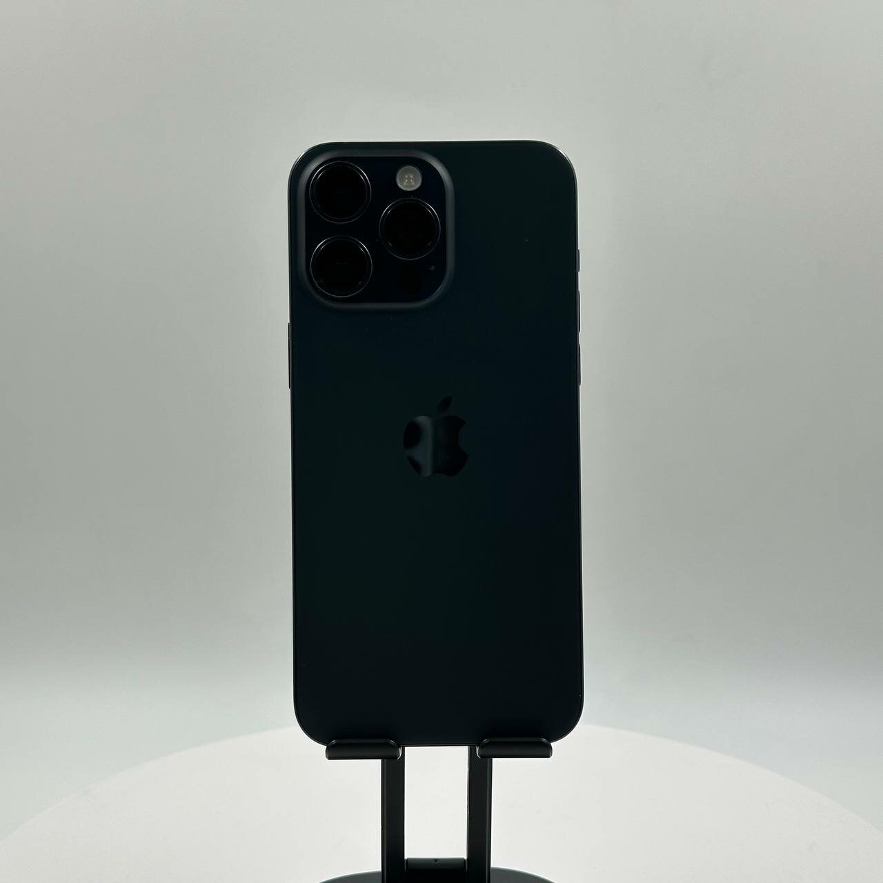 Смартфон Apple iPhone 15 Pro Max 1 ТБ, Dual: nano SIM + eSIM, синий титан