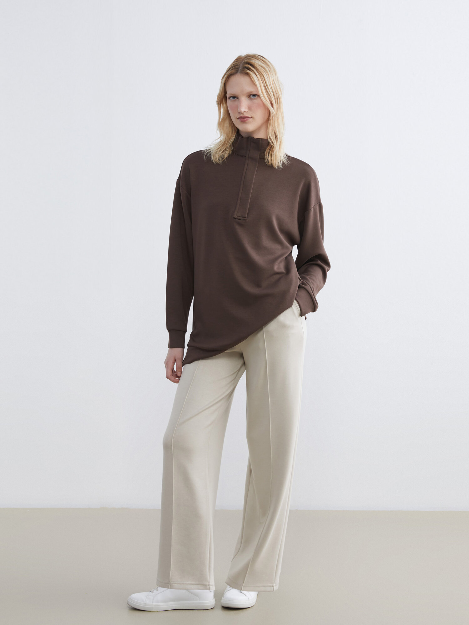 Брюки спортивные