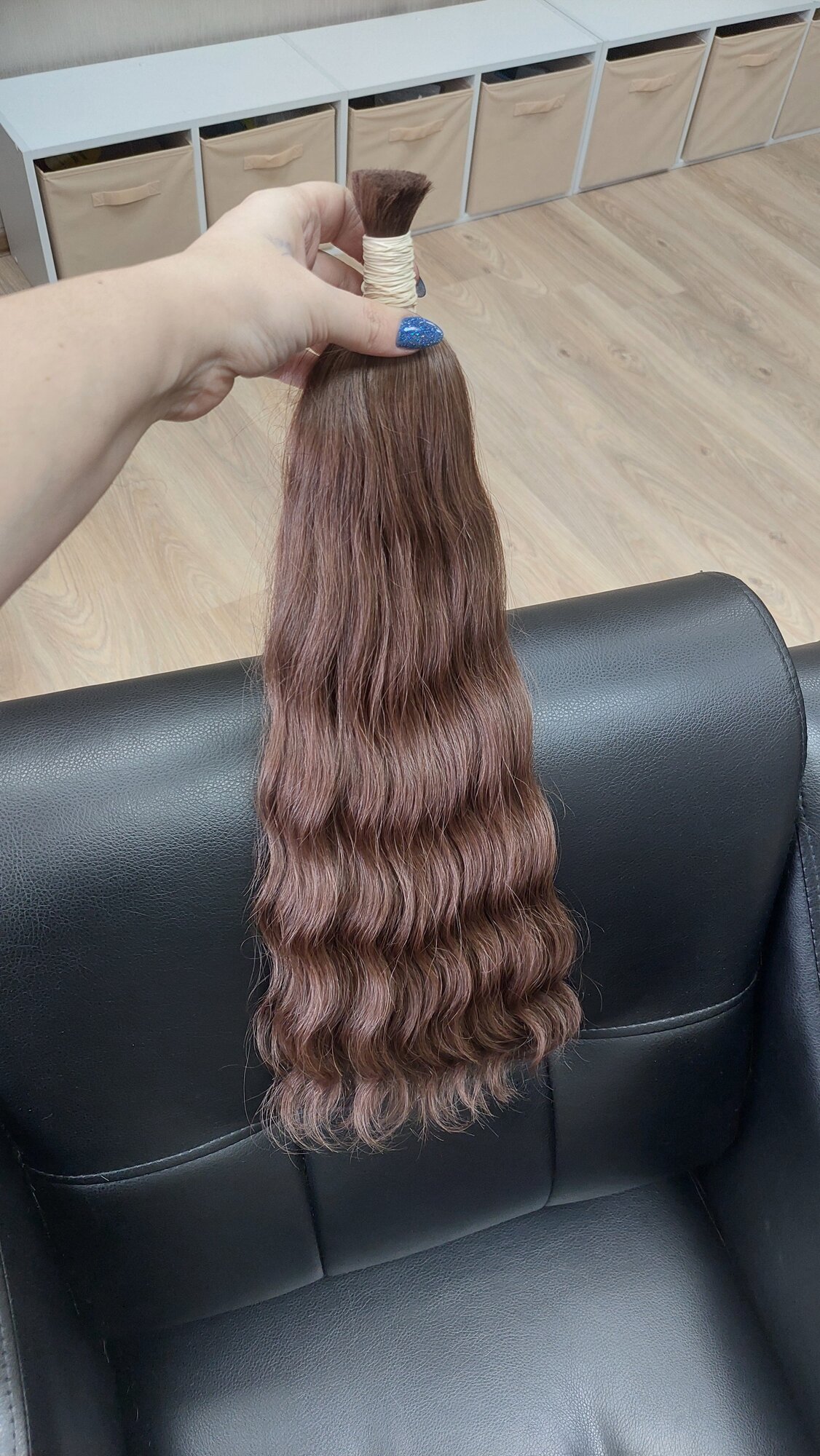 Натуральные волосы для наращивания 50см 107г, природная волна, славянка российского окраса, категория люкс, русые