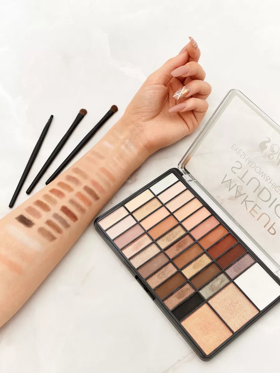 Палетка теней Silvana MAKE UP STUDIO №A, матовые/сатиновые/шиммерные, 30 цветов