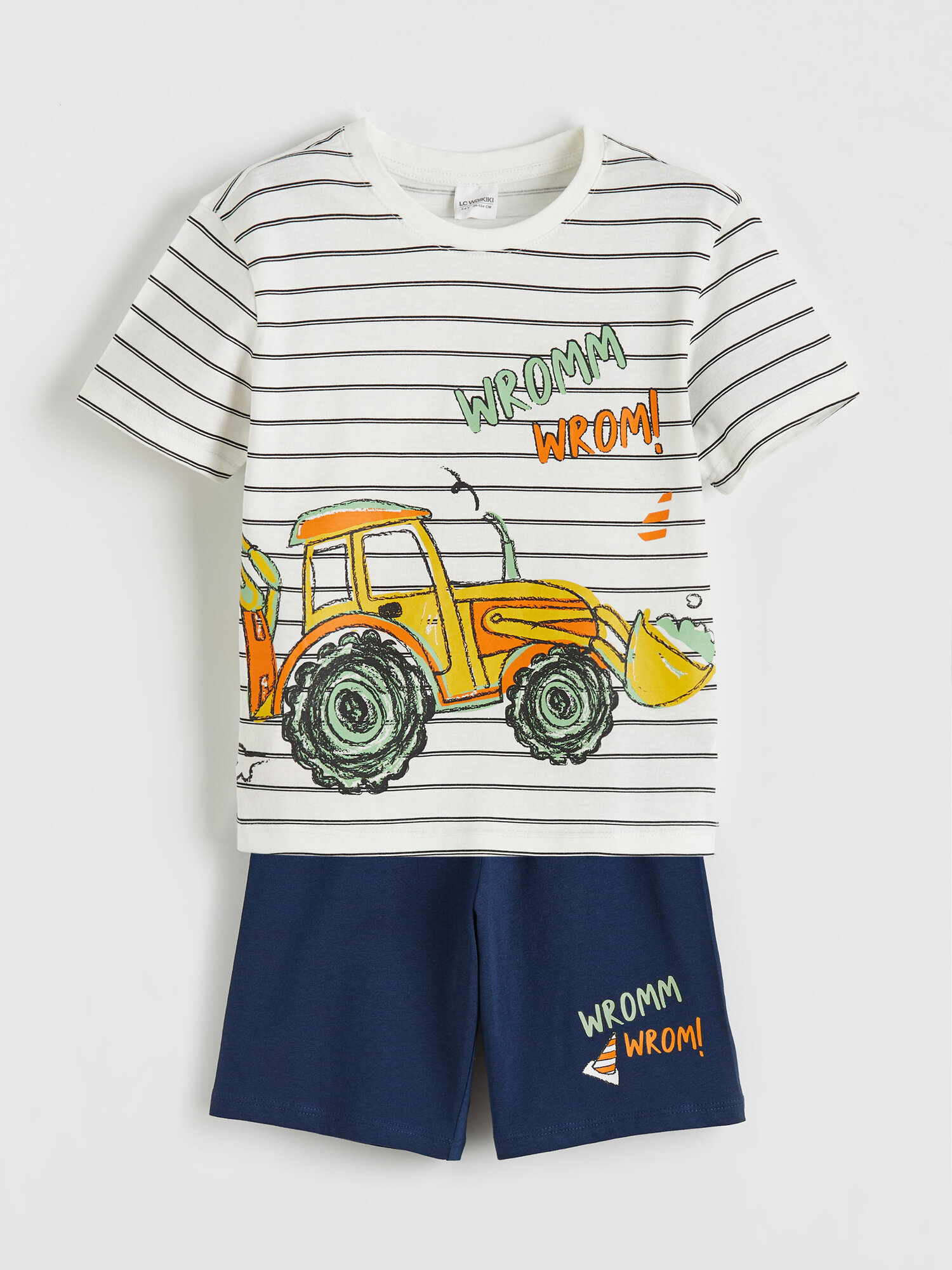 Комплект одежды