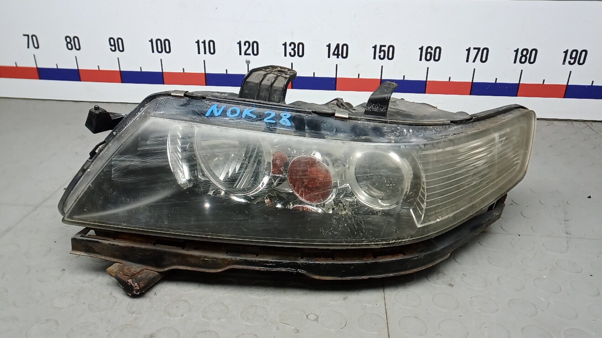 Фара левая HONDA ACCORD 7