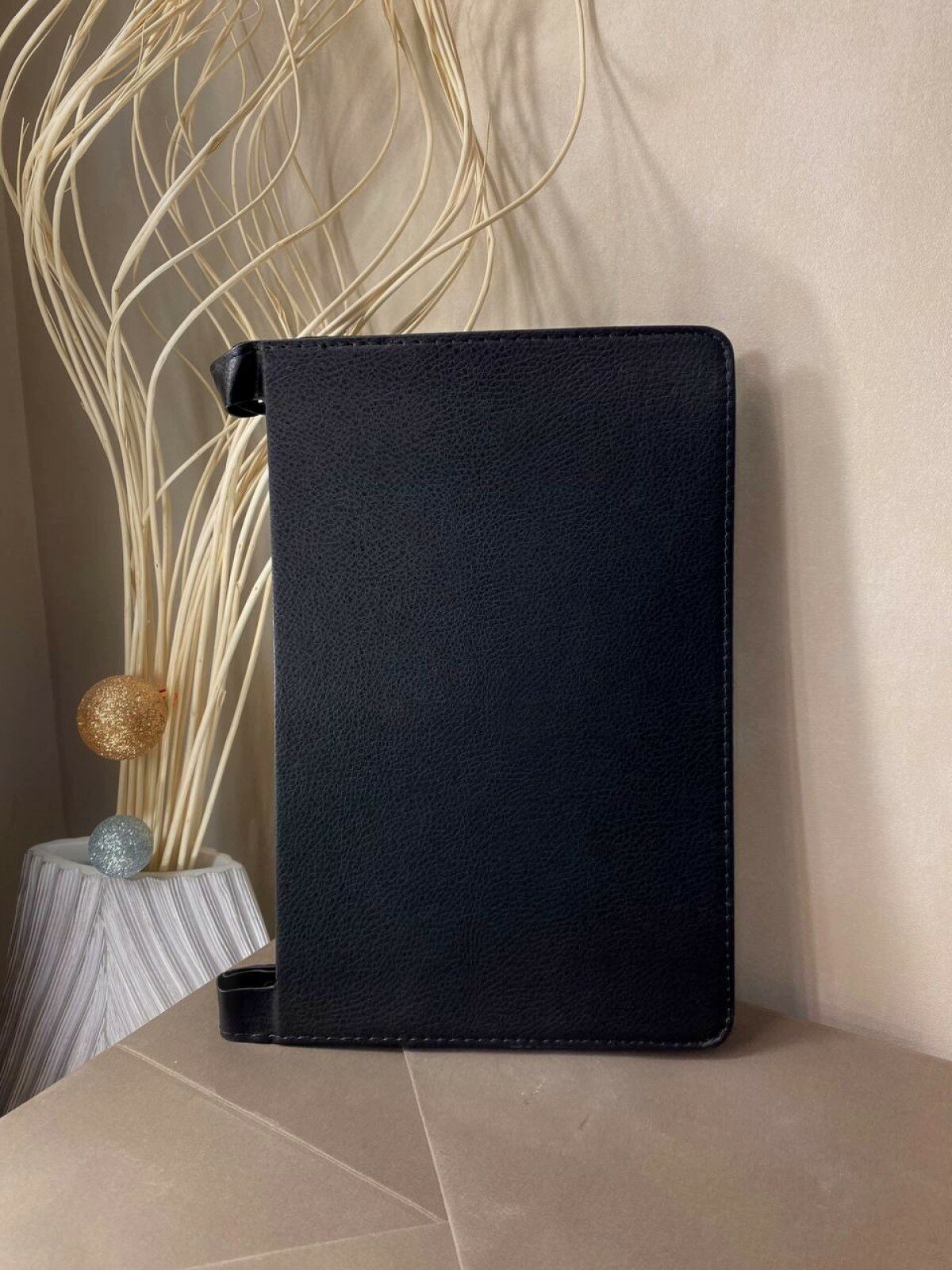 Чехол MyPads для Lenovo Yoga Tablet 2 10.1 (1050L/1051L) черный силиконовый