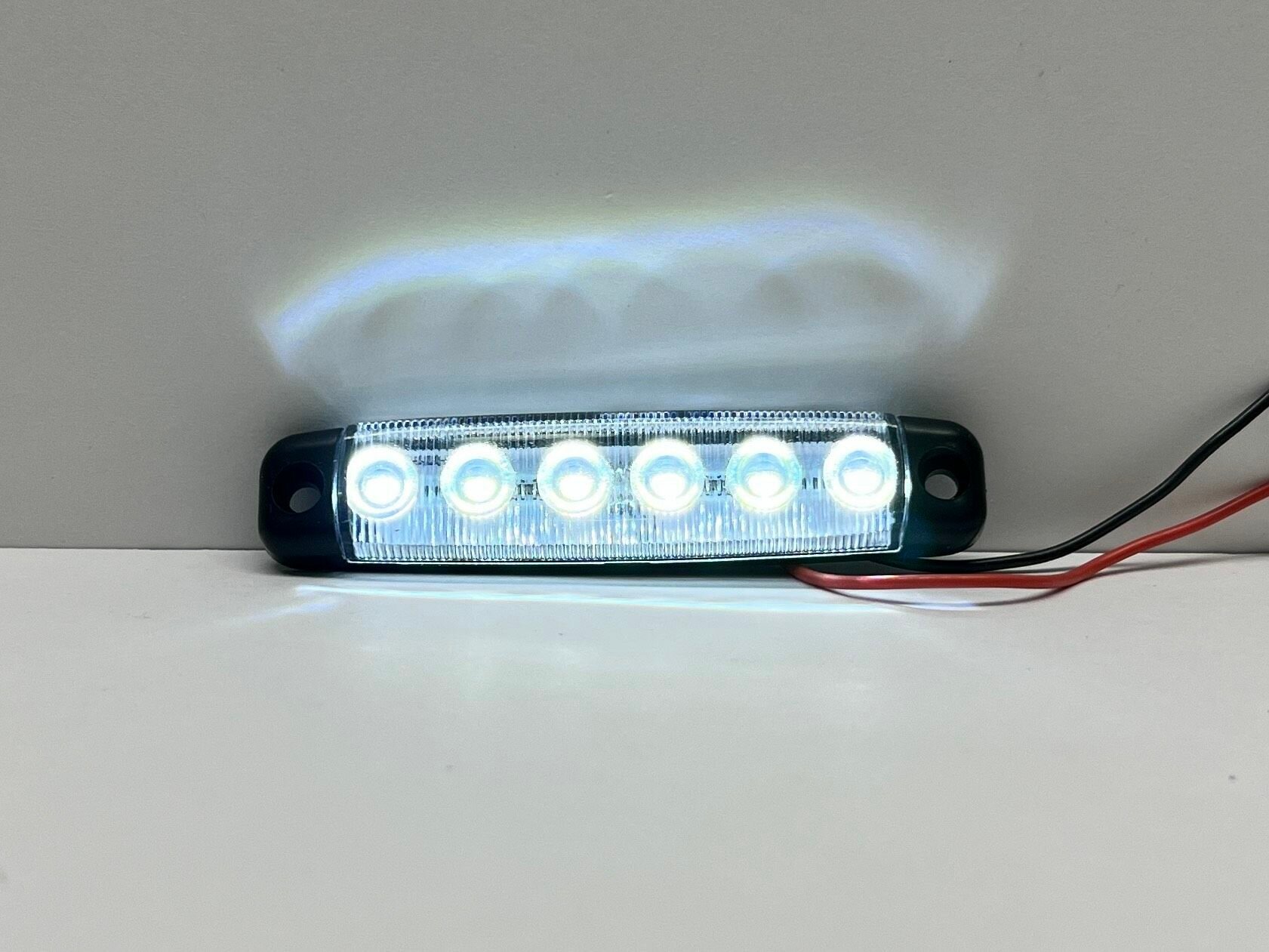 Передние Светодиодные габаритные огни, 12 вольт, белый, Яркий Стиль (2 шт. / комплект), арт: 9864-К