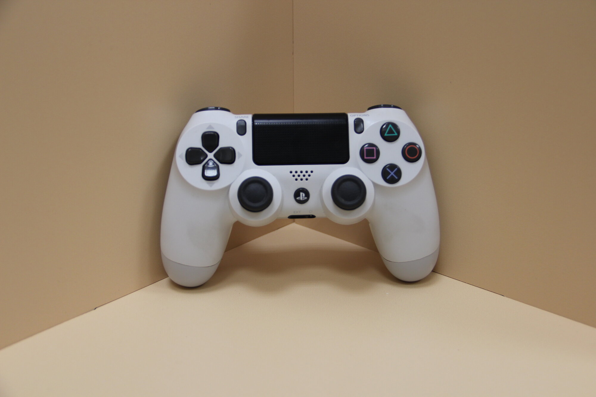 Геймпад DualShock 4 White для PS4
