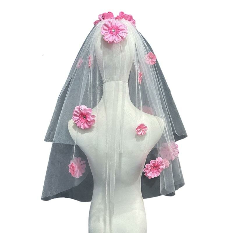 Свадебная фата с цветами, Розово-красные цветы