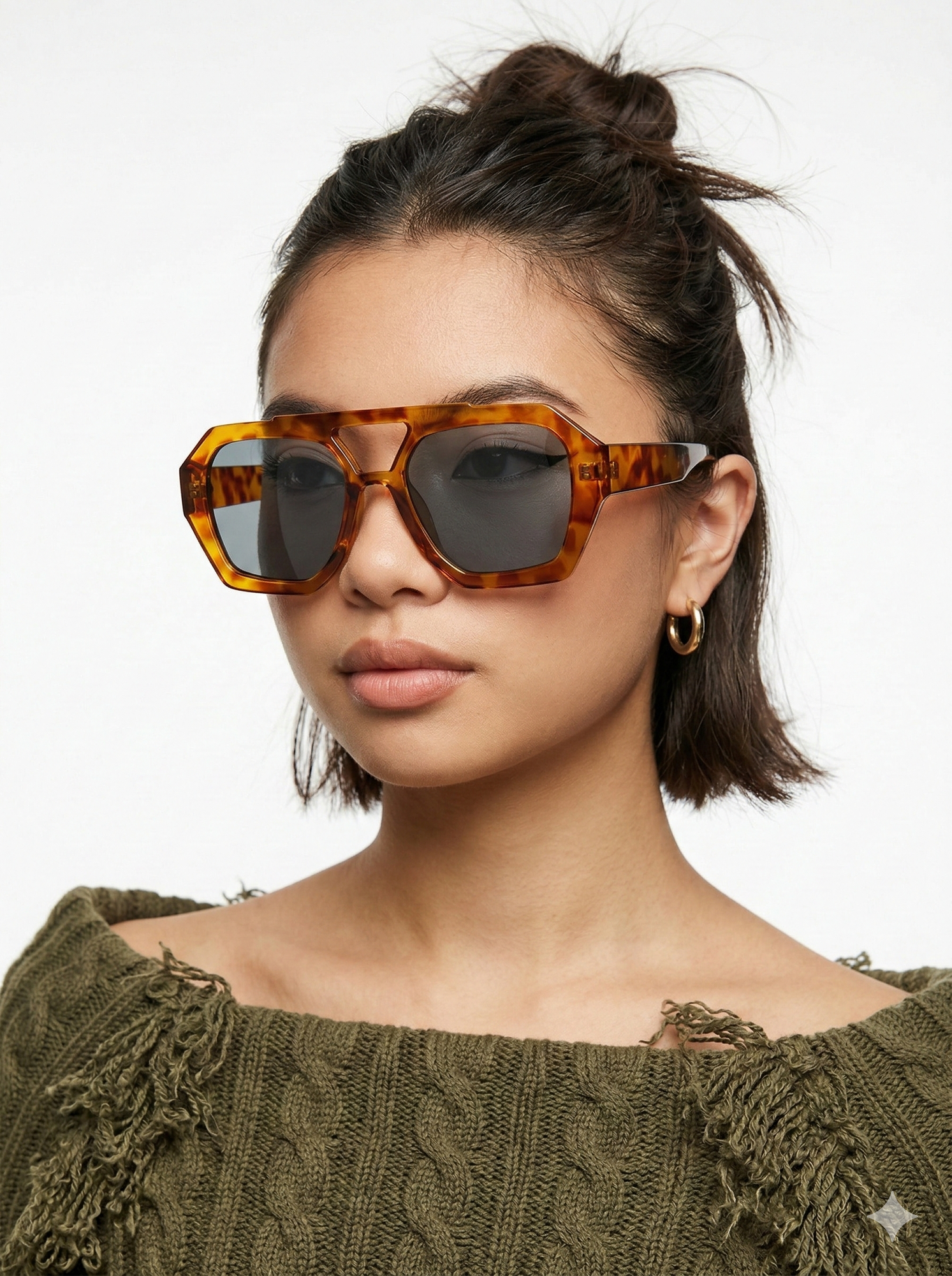 Солнцезащитные очки