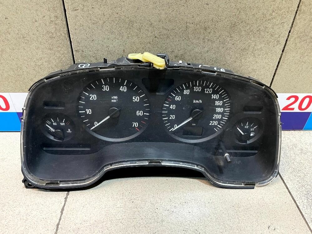 Панель приборов Opel Astra G