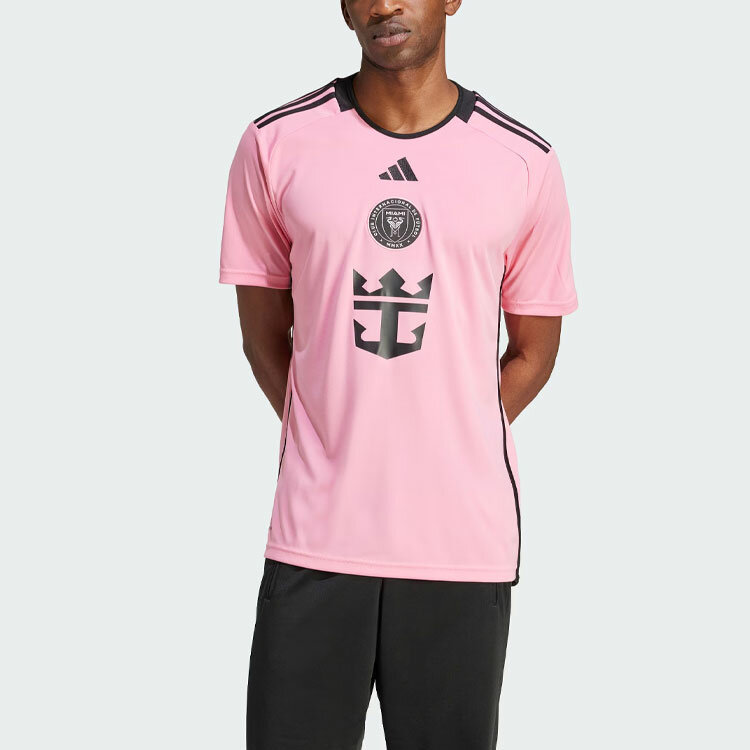Форма спортивная adidas