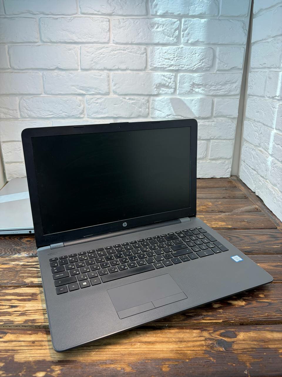 Ноутбук HP 250 G6 Intel Core i3-7020U 2.30Ghz, RAM 8gb, SSD 240gb, Intel HD Graphics, серый, win10