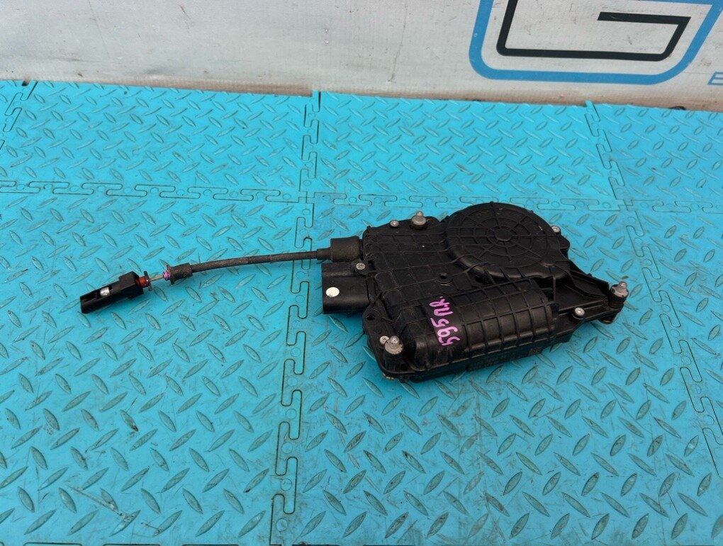 Замок двери BMW 7-Series 2009 F02 N54B30A 3.0 OEM 4152309800