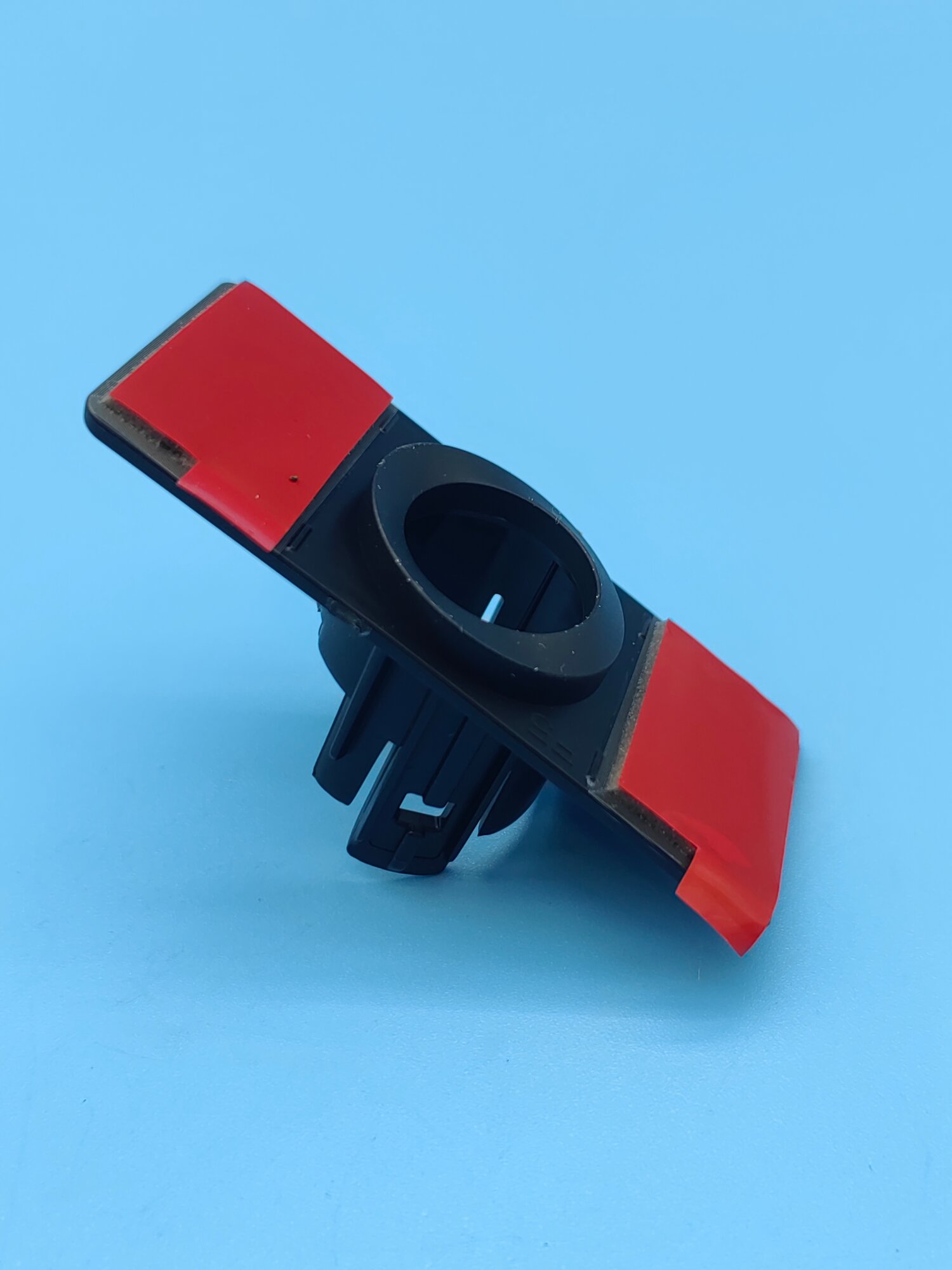 HAVAL Кронштейн парктроника передний правый HAVAL F7 3603204XKN02A