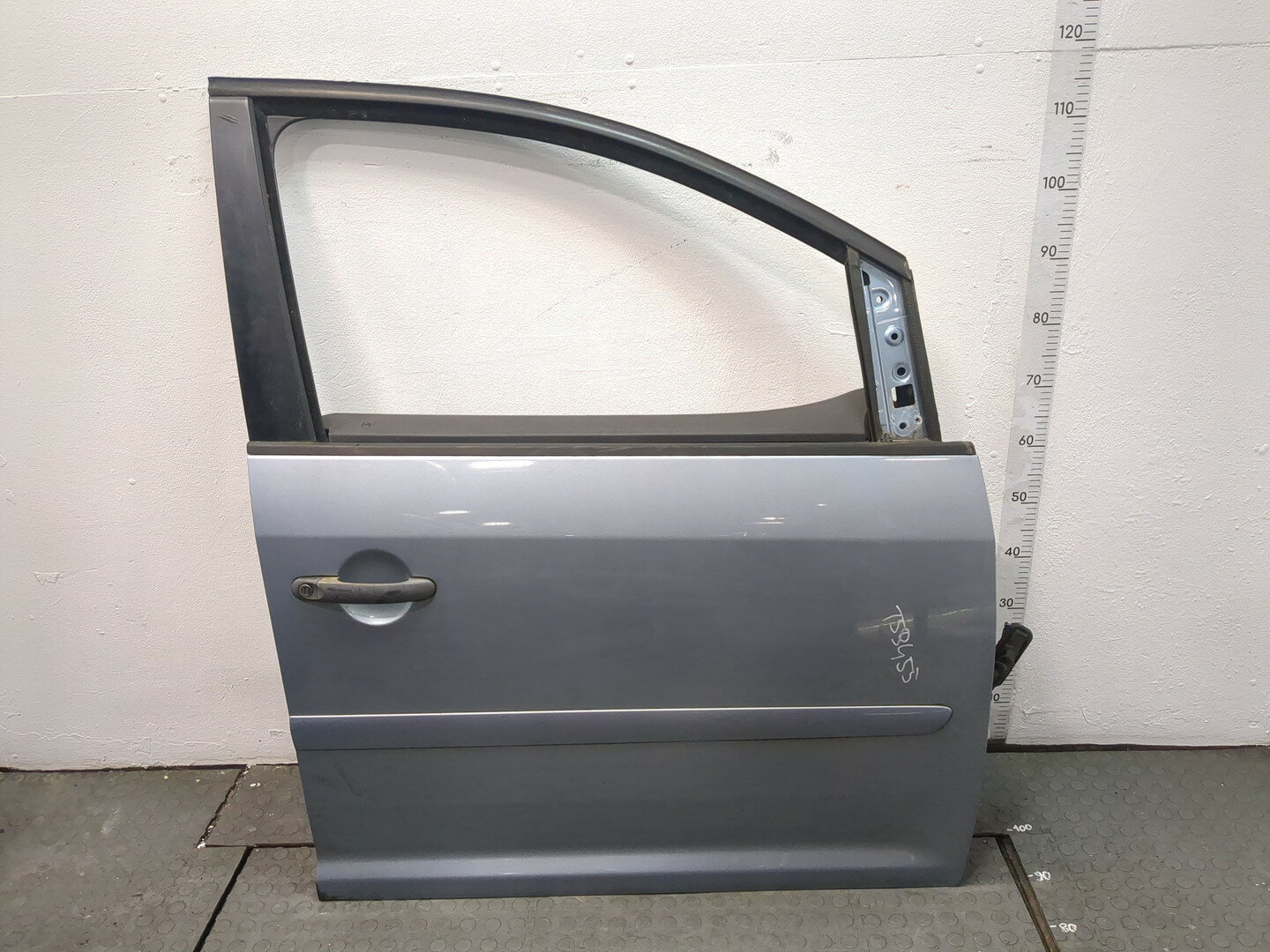 Дверь боковая (легковая) правая передняя Volkswagen Touran Б/У