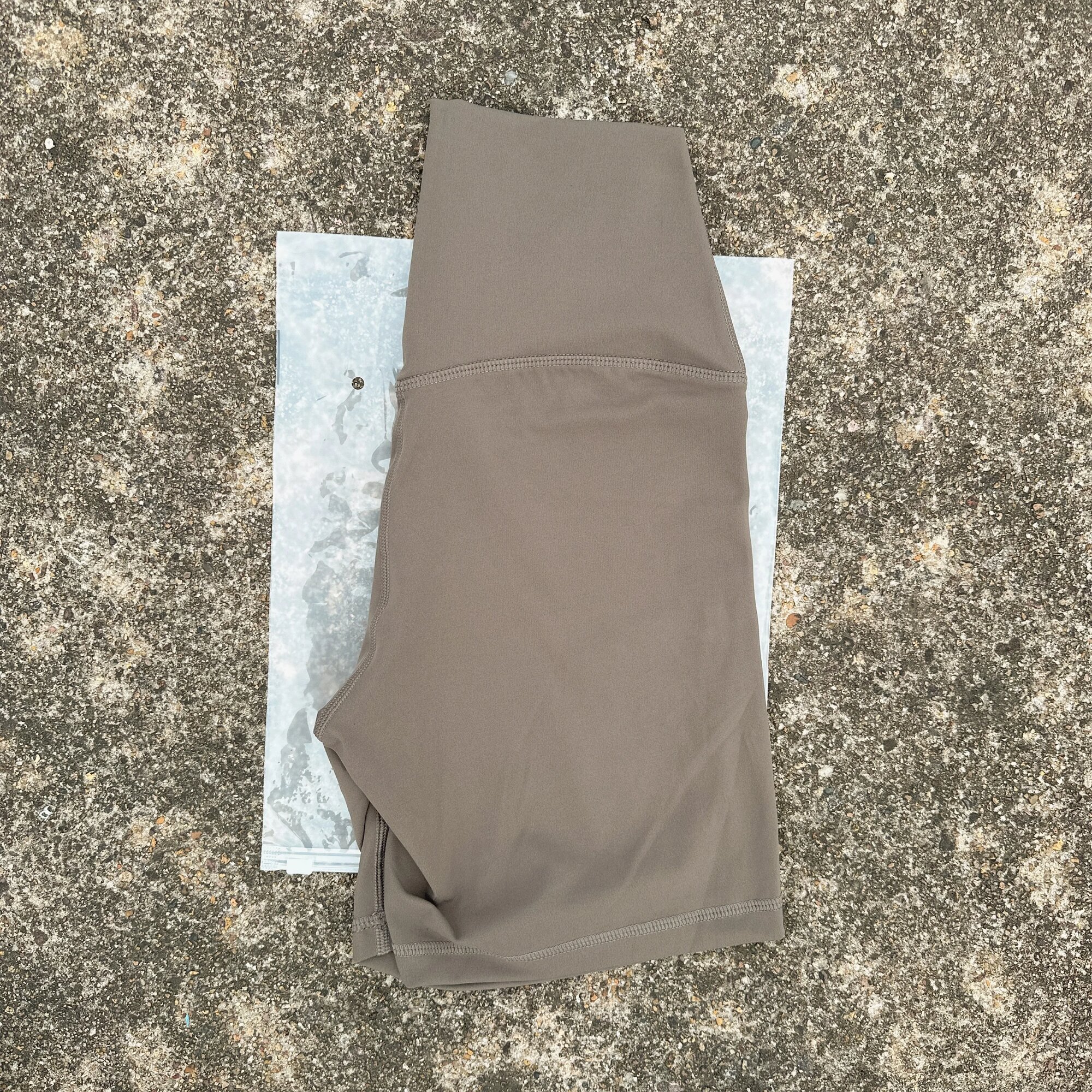 Шорты спортивные