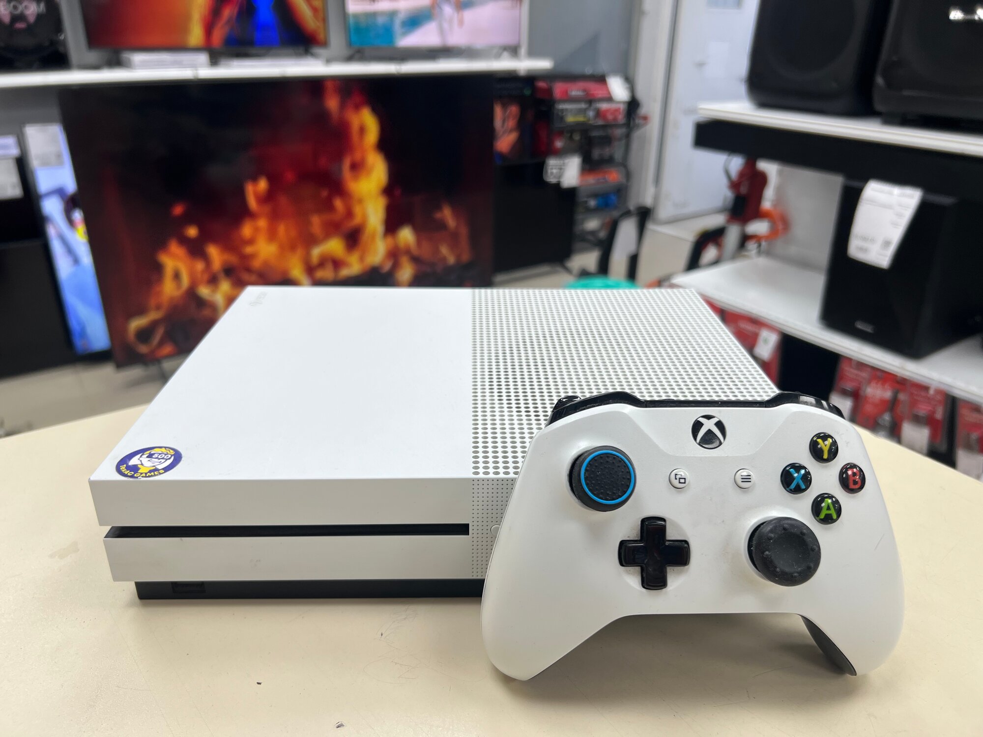 Игровая приставка Xbox One S 500Gb