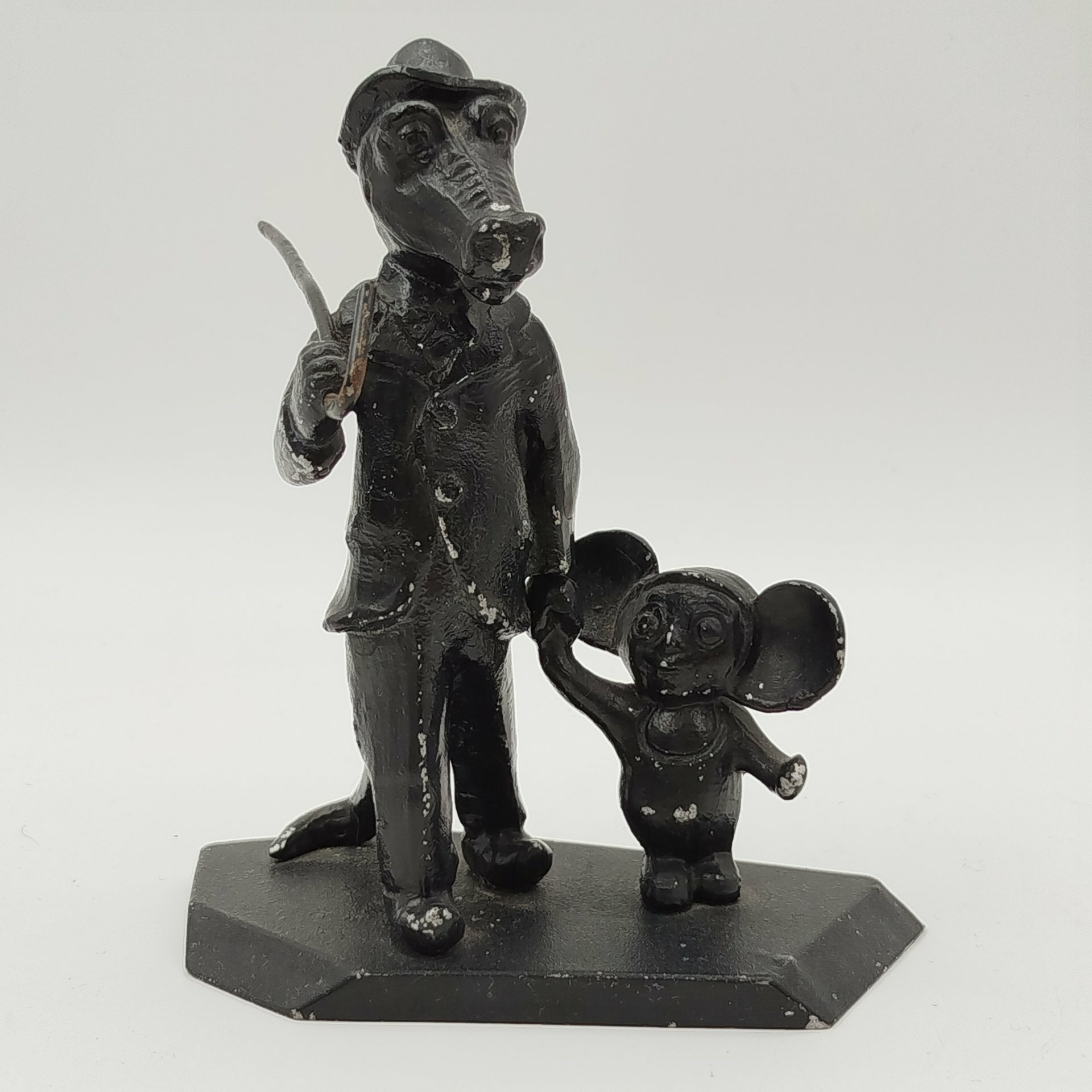 Статуэтка "Крокодил Гена и Чебурашка", металл, крашение, СССР, 1970-1990 гг.