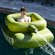 Надувной резервуар на воде