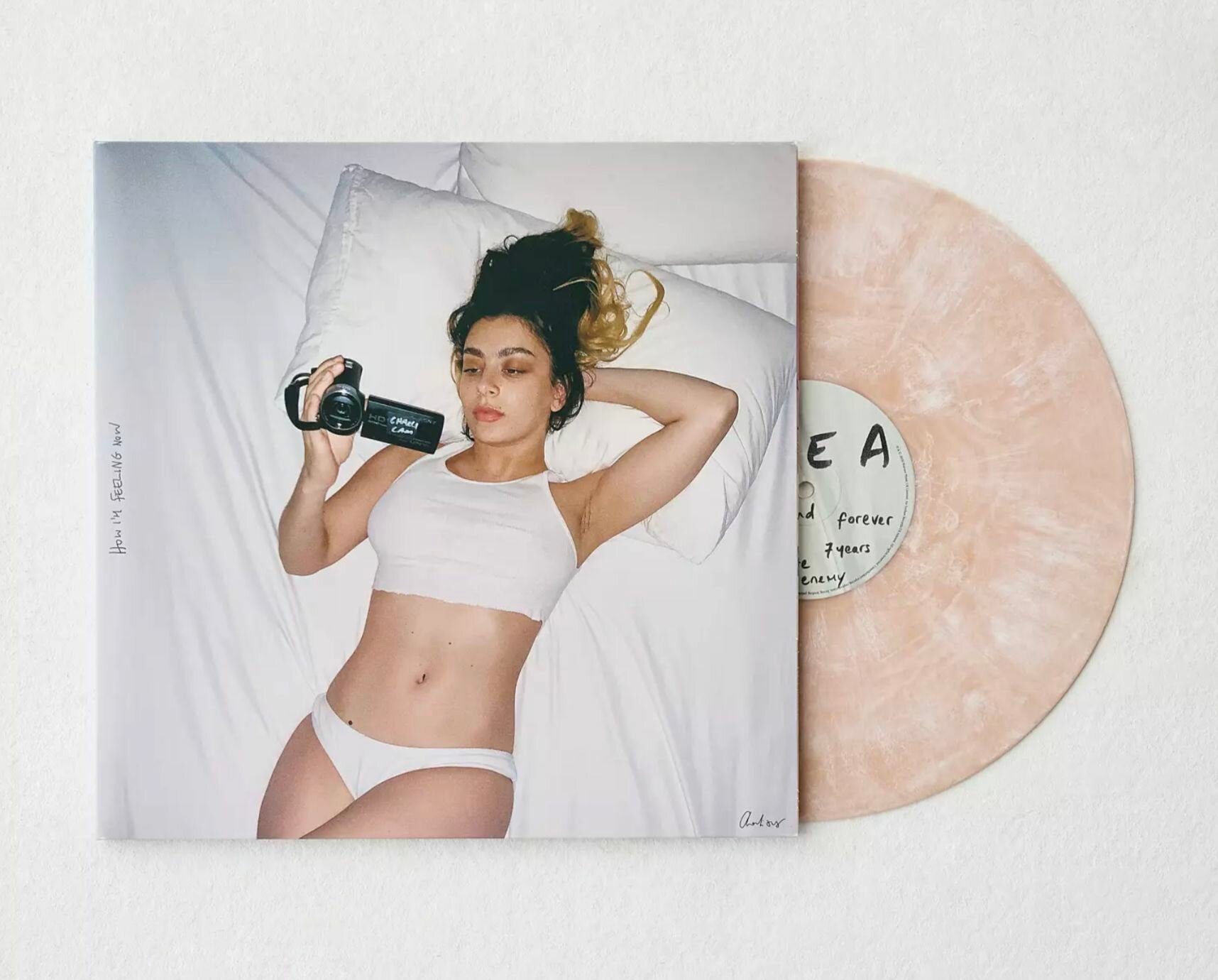 Charli XCX - How I'm Feeling Now (5000шт в мире Cocoa Marshmallow Marble USA Limited) Цвет: Какао с Маршмеллоу, Ультра-Редкая Виниловая Пластинка из США