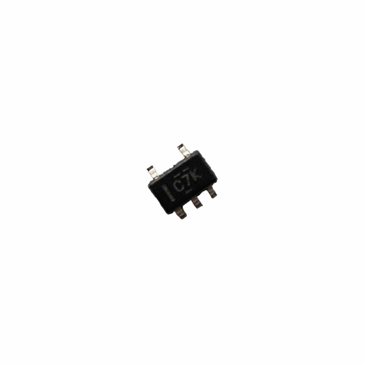 1 шт SN74LVC1G17DCKR SN74 SN74LVC Микросхема Texas Instruments