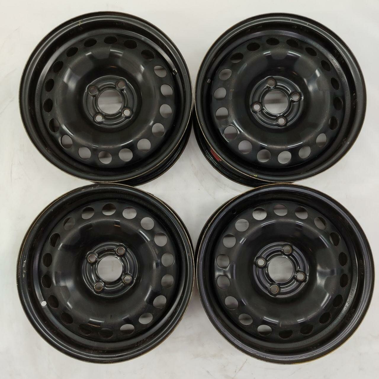 Комплект (4 шт) колесных дисков Штампованные 15x6 PCD 4x100 D54.1 ET46 (Реплика)