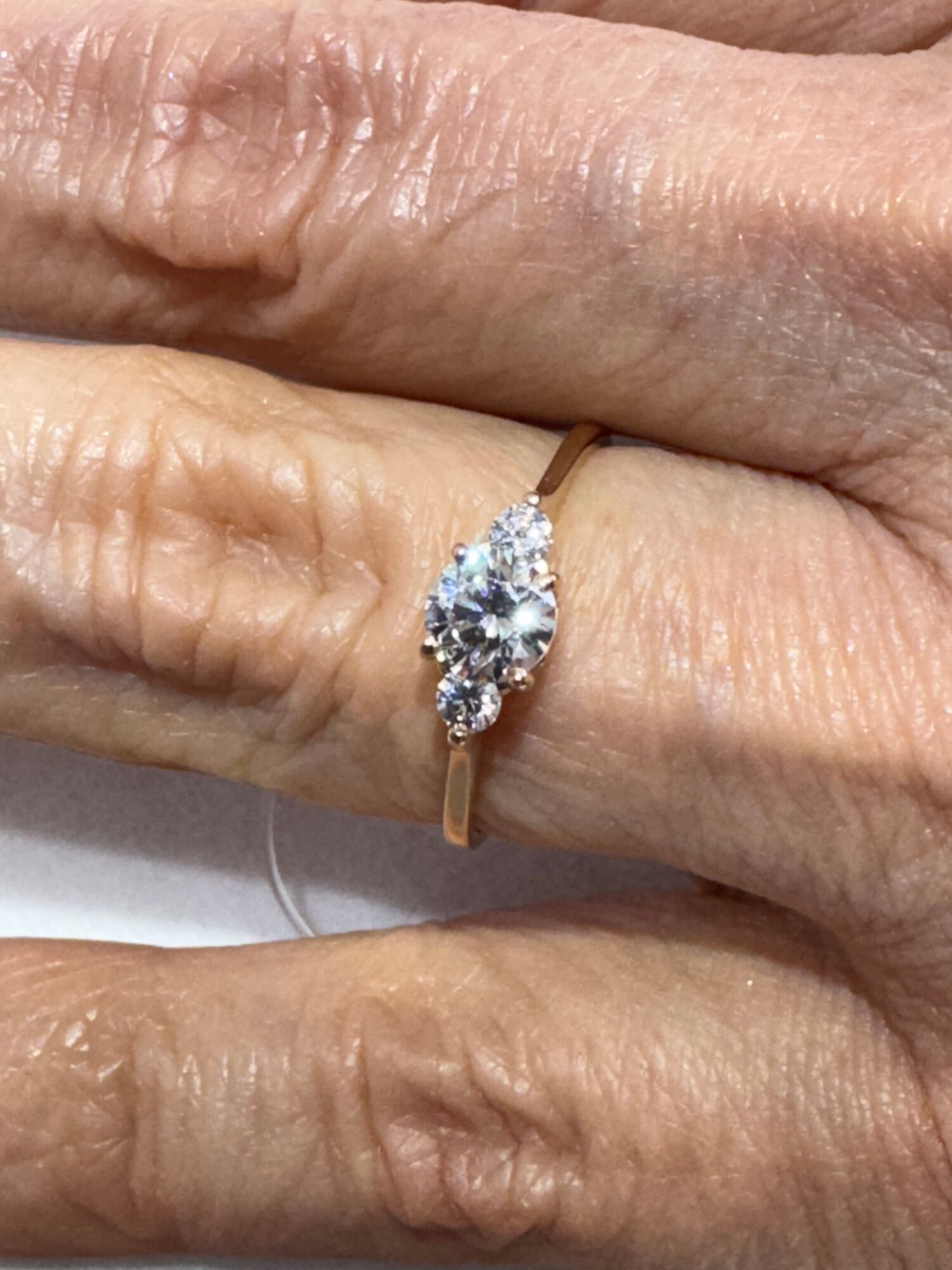 Кольцо на фалангу, помолвочное Diamant, красное золото, 585 проба, фианит, размер 16.5, ширина 1.5 мм, бесцветный — фото 1