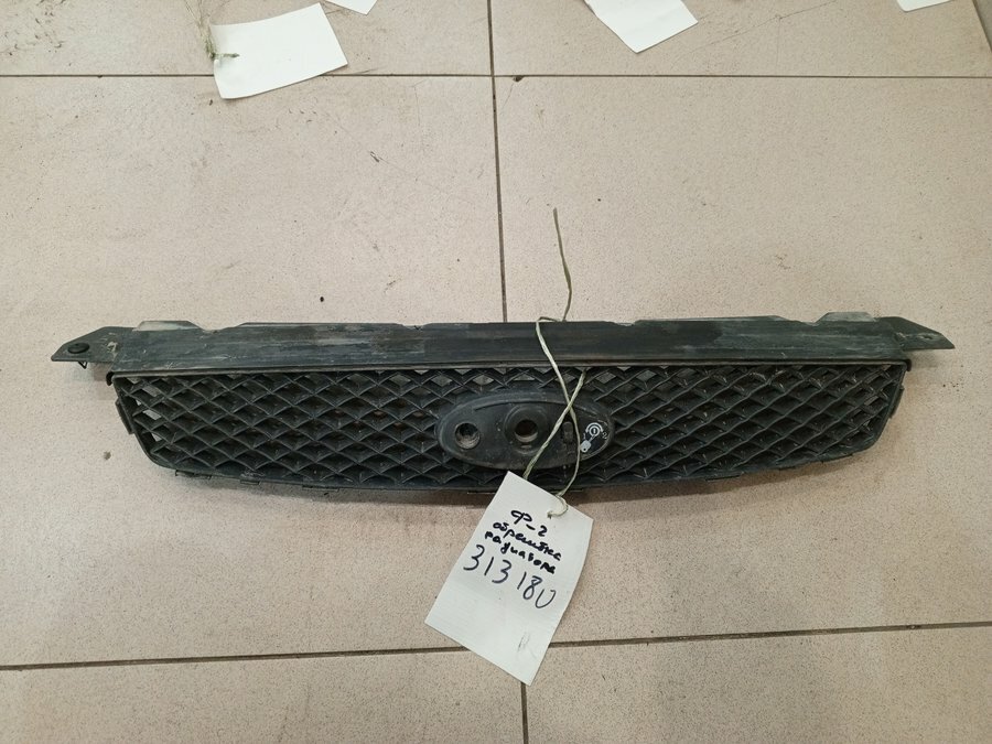 Решетка радиатора от Ford Focus 2 2004-2008