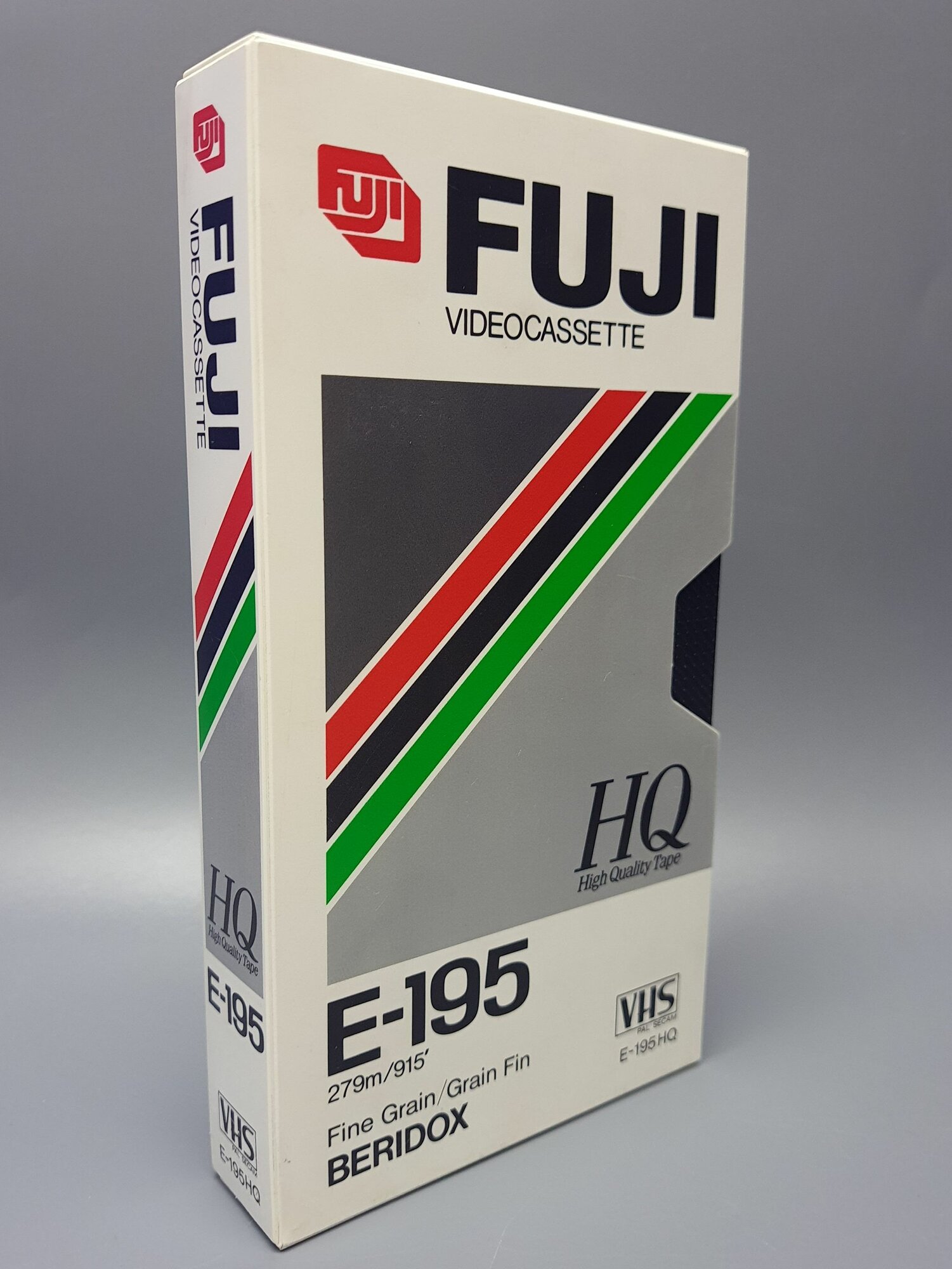 Видеокассета VHS Fuji E-195 Beridox серии HQ, с записью фильма. Япония