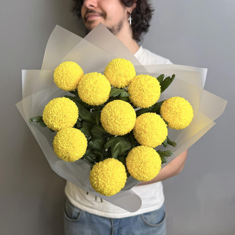 Букет живых цветов от Kimbirly Flowers из одноголовых хризантем, 11 шт, цвет жёлтый